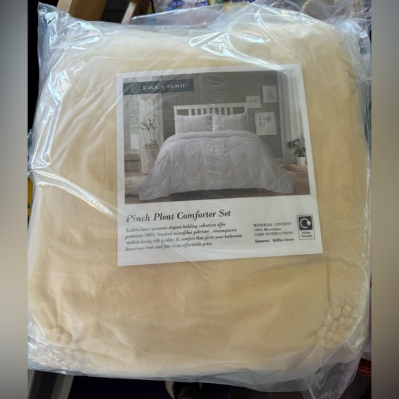 KI&KA HOME | Bedding | Kika Home Queen Sized Pinch Pleat Yellow ...